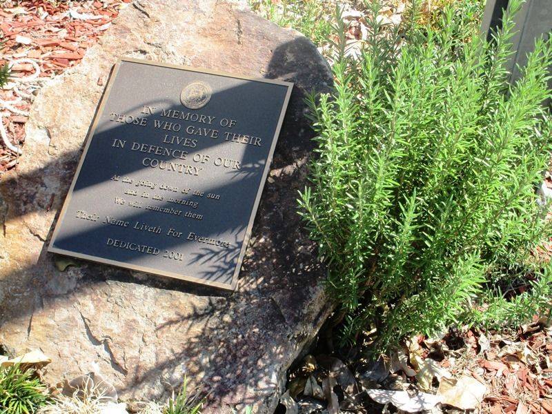 Milpera State High School War Memorial | Monument Australia