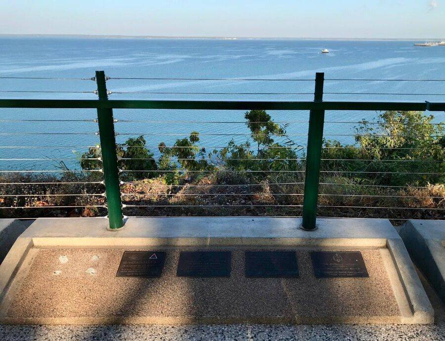 No. 2 & No. 13 Squadrons | Monument Australia